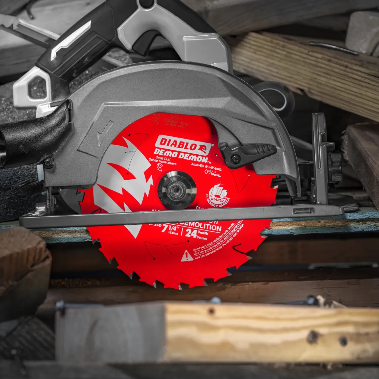 Diablo Demo Demon 7-1/4" 24T Framing/Demolition Saw Blade for Wood -D0724DA