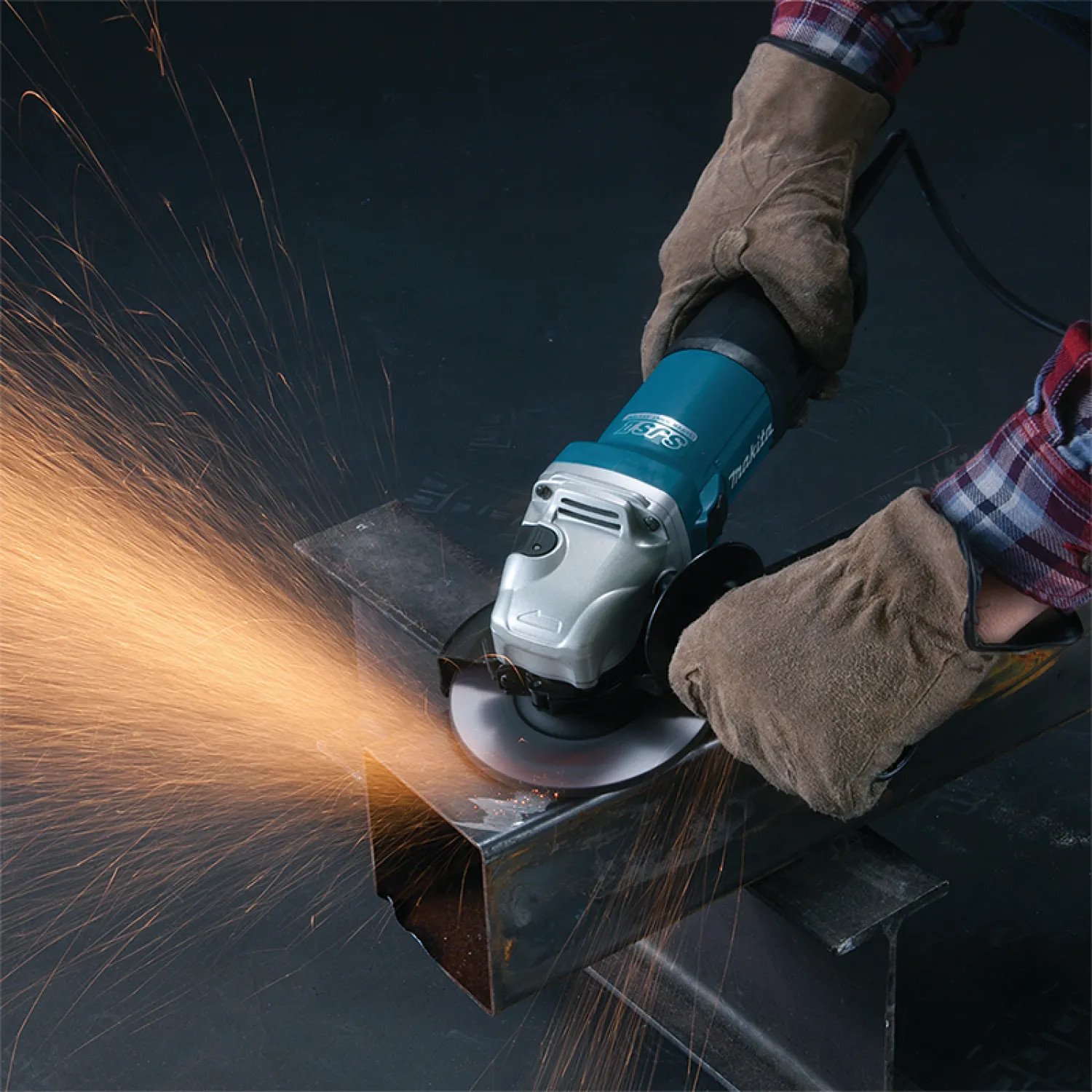 Makita 5" SJS High-Power Angle Grinder with 5/8" - 11 UNC Spindle and 12A - GA5042C