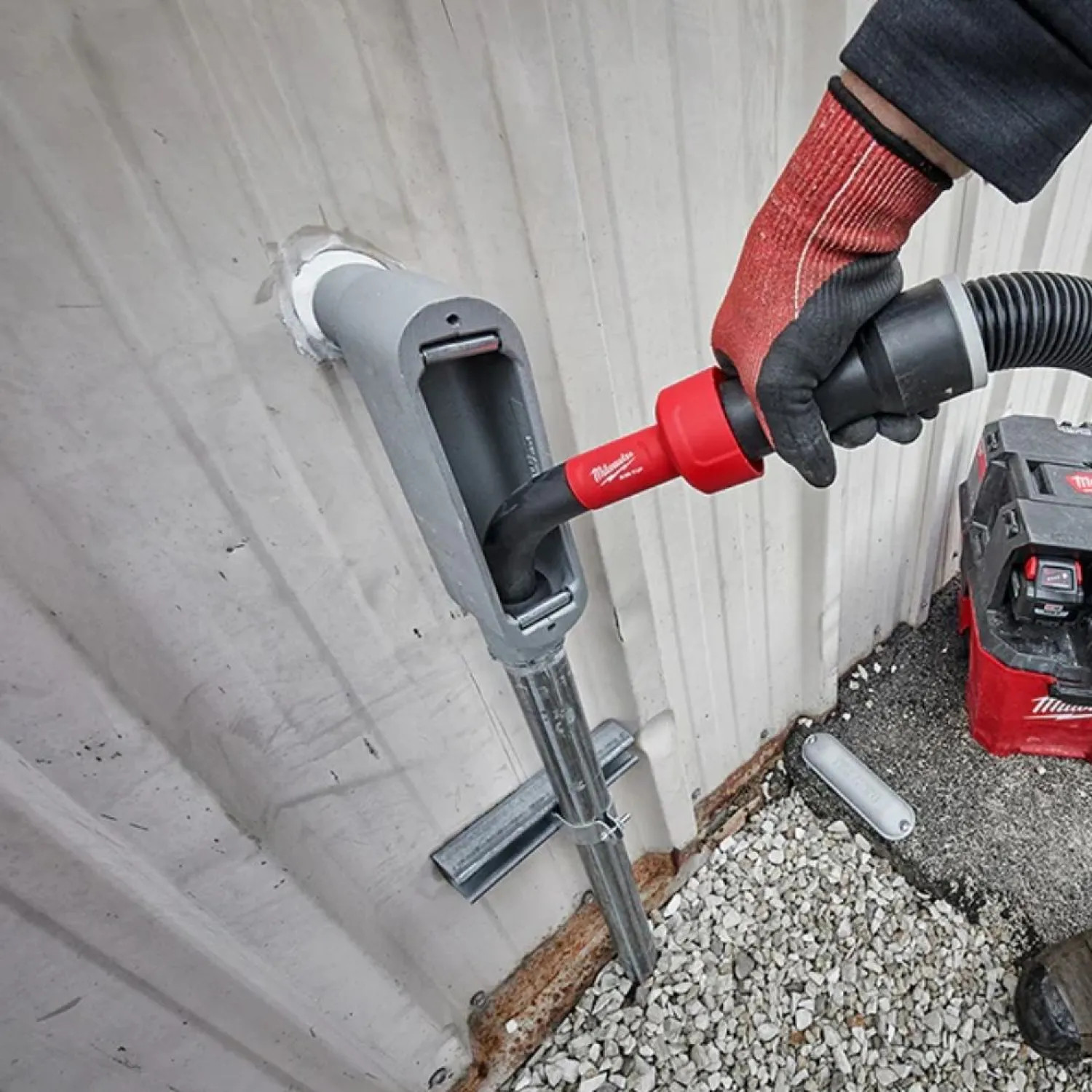 Milwaukee AIR-TIP Conduit Line Puller Kit - 49-90-2024 | PlumbersStock