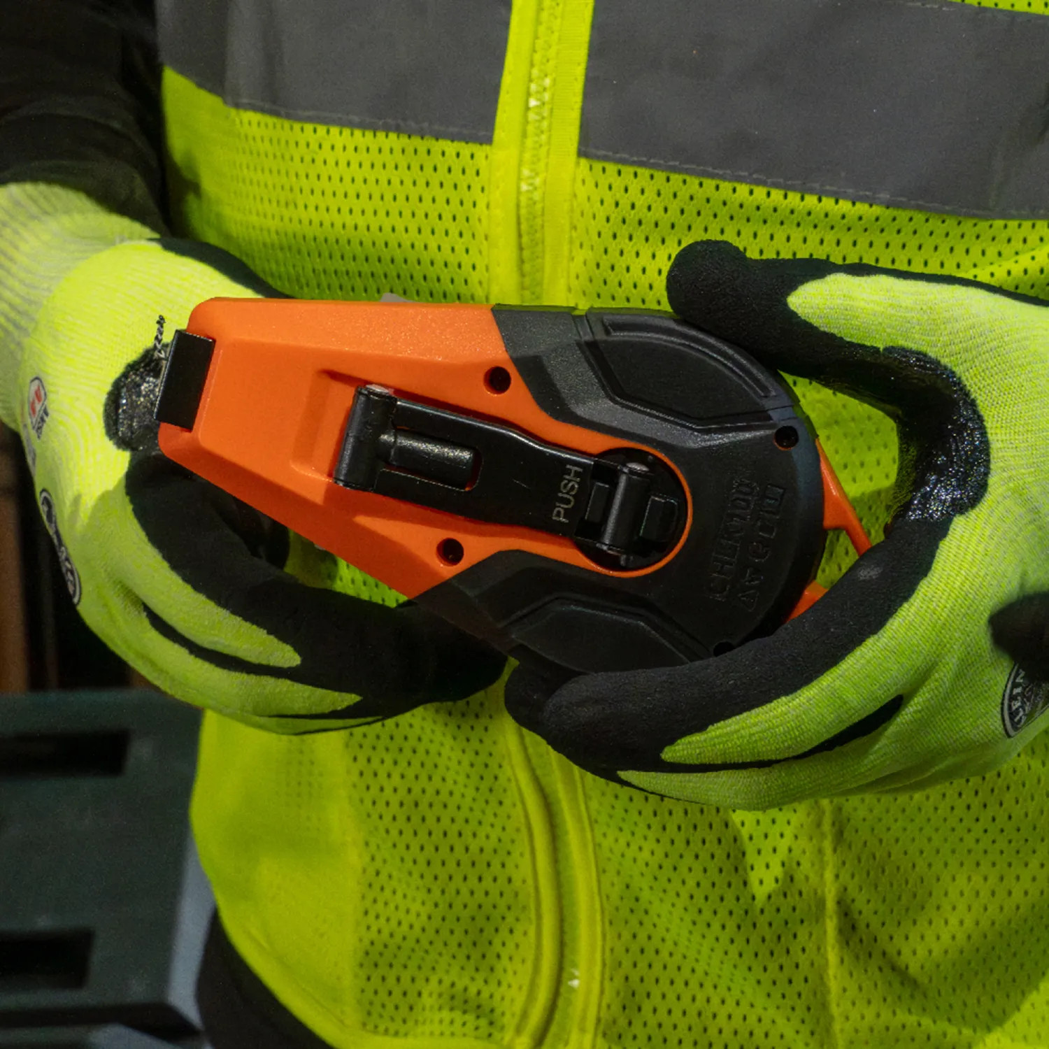 Klein 100' Quick-Fill Manual Chalk Line with Reusable Chalk Capsule ...